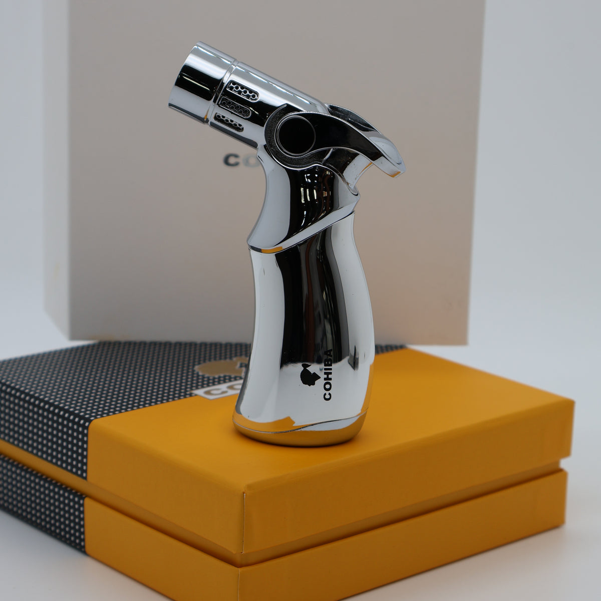 Cohiba Lighter — Mr Lilac Leather