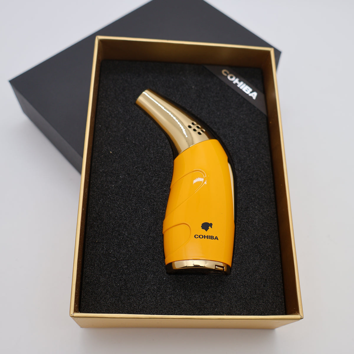Cohiba Lighter — Mr Lilac Leather