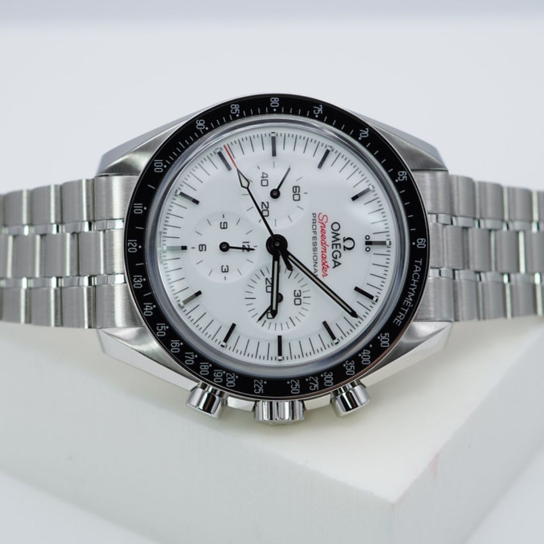 Omega SPEEDMASTER PROFESSIONAL MOONWATCH WHITE DIAL 2024 ... — Mr Lilac ...